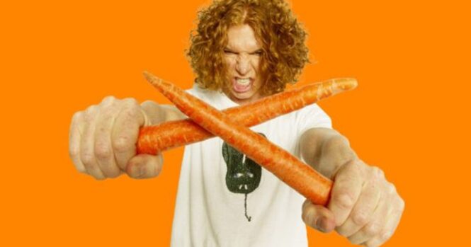 Carrot Top’s Net Worth 2025 - Early life, Career and Accomplishments ...