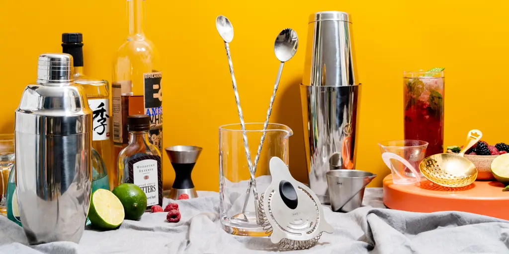 4 Reasons Why You Need Barware for Your Homes - Imagup