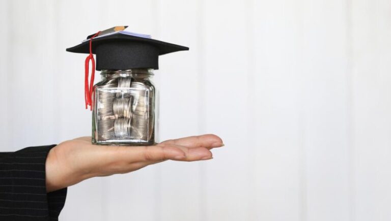 10 Financial Aid Tips for College Students - Imagup